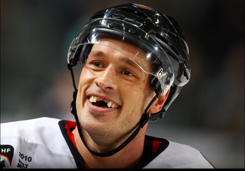 John Tripp verstärkt die Haie | Haie.de