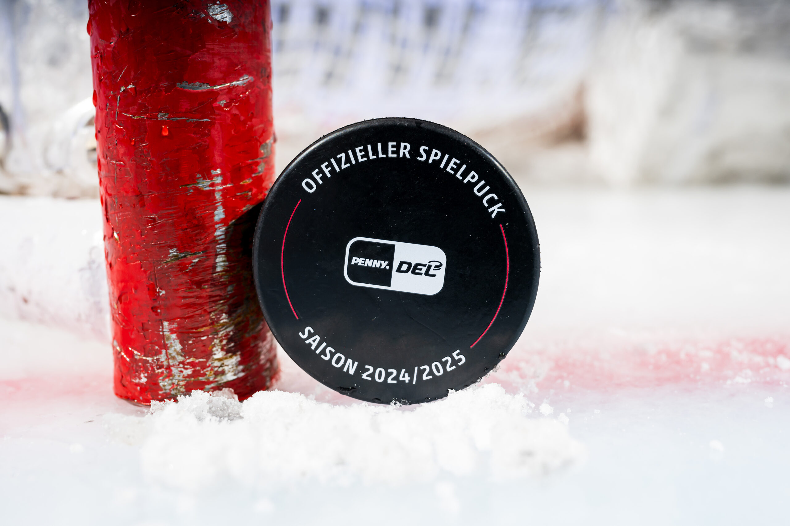 Ein Stück vom Finale: PENNY DEL versteigert Pucks aus der Serie um die ...