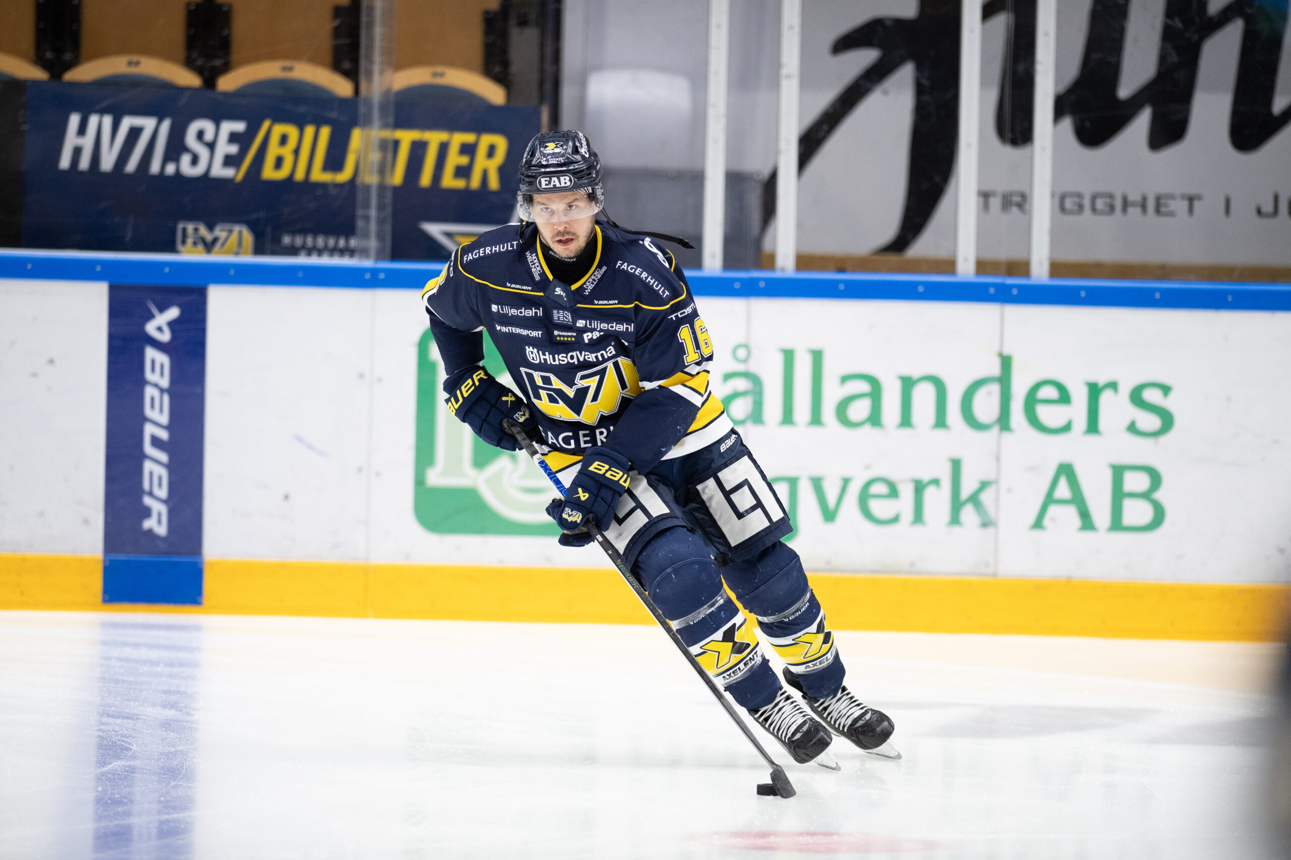 Haie verpflichten Stürmer Tanner Kero | Haie.de